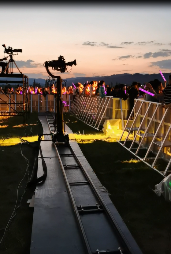 News - ST-2100 Gyroscopic camera dolly system: Elevating Music Festival ...